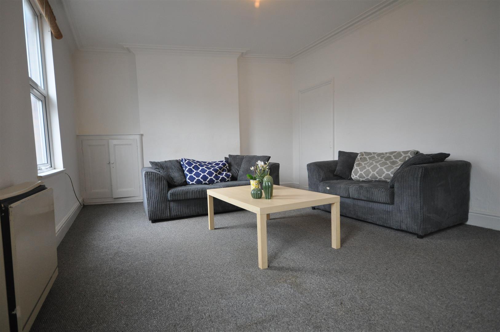 Friar Gate, Derby, DE1 1FP – AVAILABLE NOW – The Student Letting Specialist